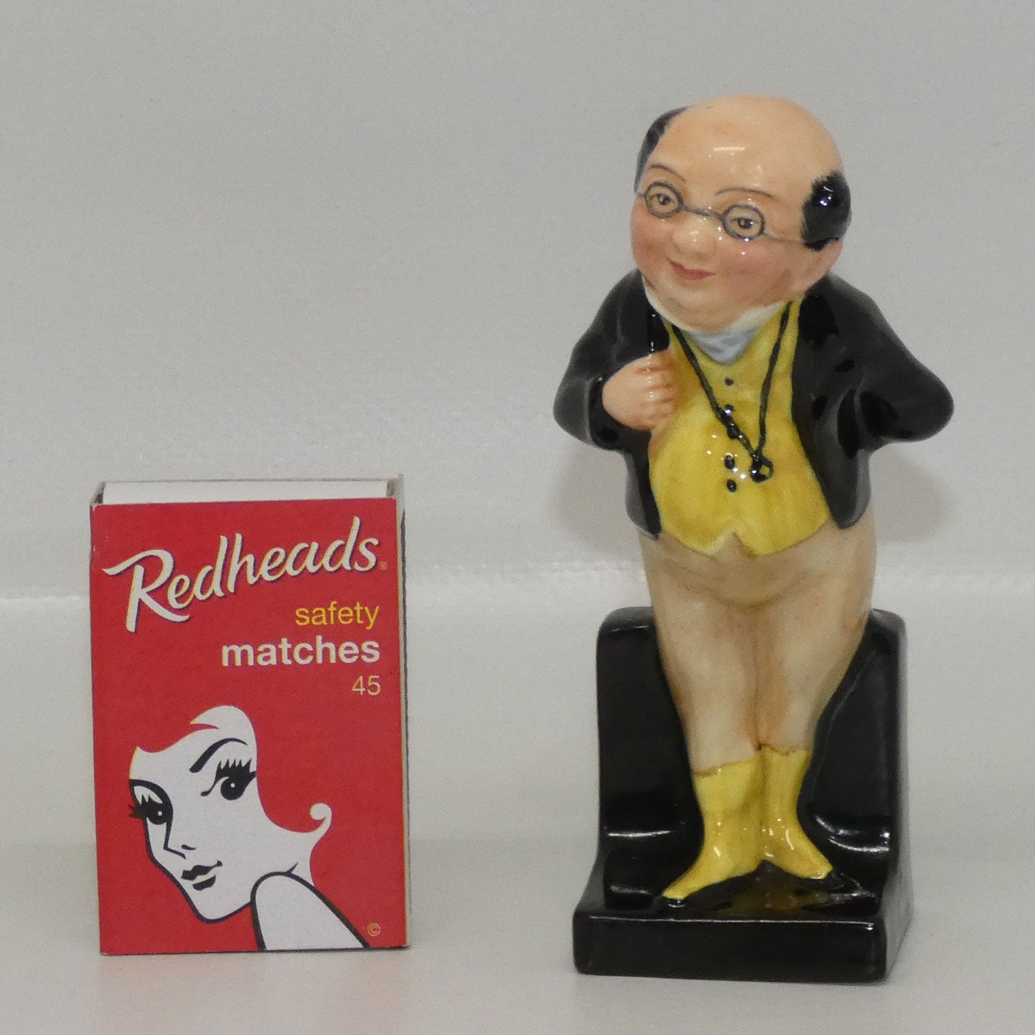 M41 Royal Doulton figure Mr Pickwick | Miniature Dickens Figurines